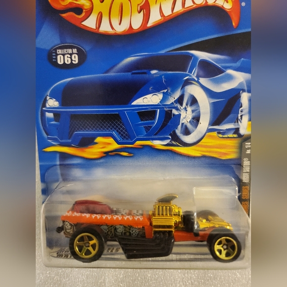 Toys | Hot Wheels Skull Crossbones Series 14 Rigor Motor 201 Collector ...